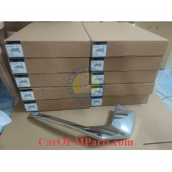 GENUINE MITSUBISHI GARNISH FRONT BUMPER SIDE 62088W000P