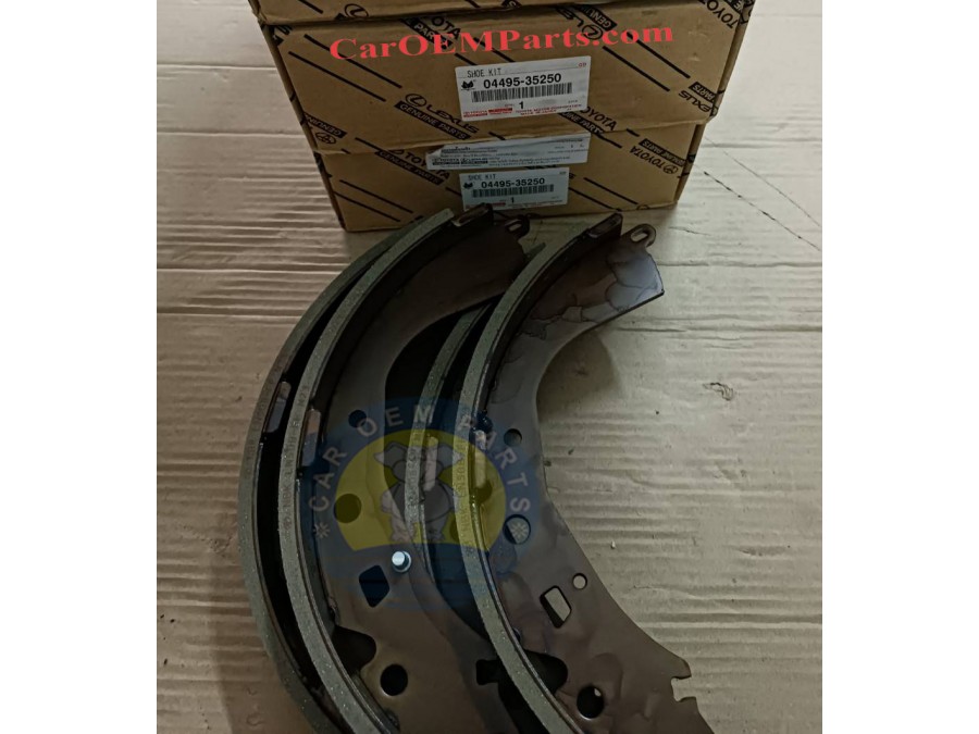 GENUINE TOYOTA REAR BRAKE SHOES 04495-0K160, 04495-35250