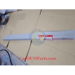 GENUINE HONDA MOLDING ASSY LH REAR DO SASH UP 72950-TVA-A01