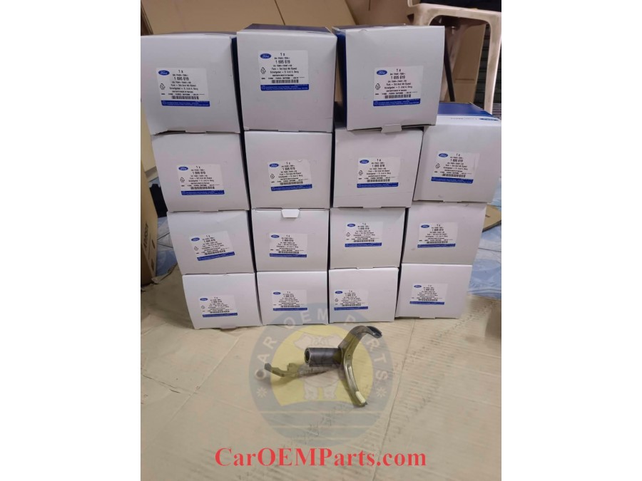 GENUINE FORD FORK GEAR SHIFT 7G9R-7K491-BB, 7G9Z-7230-B