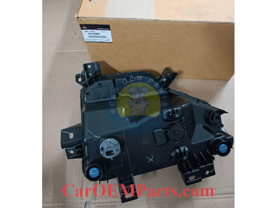GENUINE MITSUBISHI LAMP ASSY,TURN SIGNAL,FRONT LH 8315A055