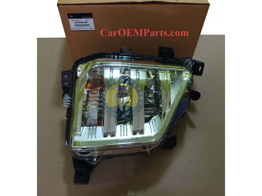 GENUINE MITSUBISHI TURN SIGNAL,FOG LAMP,FRONT LH 8315A077,26135W010P