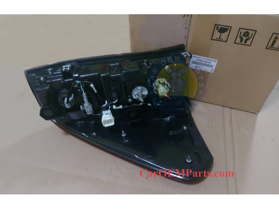 GENUINE TOYOTA LAMP ASSY REAR COMBINE 81550-0K430, 81550-0K431, 81550-0K690