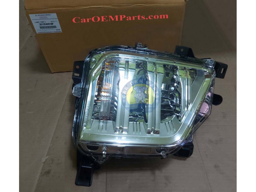 GENUINE MITSUBISHI TURN SIGNAL,FOG LAMP,FRONT LH 8315A077,26135W010P